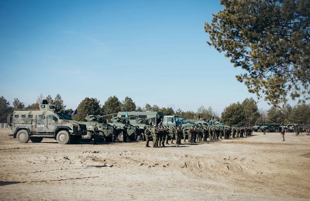 Creating realistic scenarios for tactical simulators: tips and ...